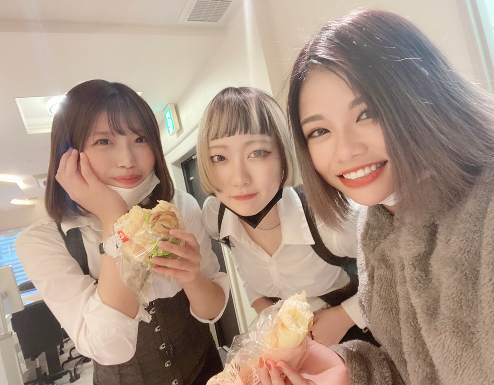 PARADIA NAGOYA(パラディア 名古屋) ポーカー初心者大歓迎!!